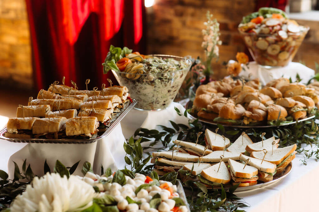 Deco Catering - MN Funeral Planning